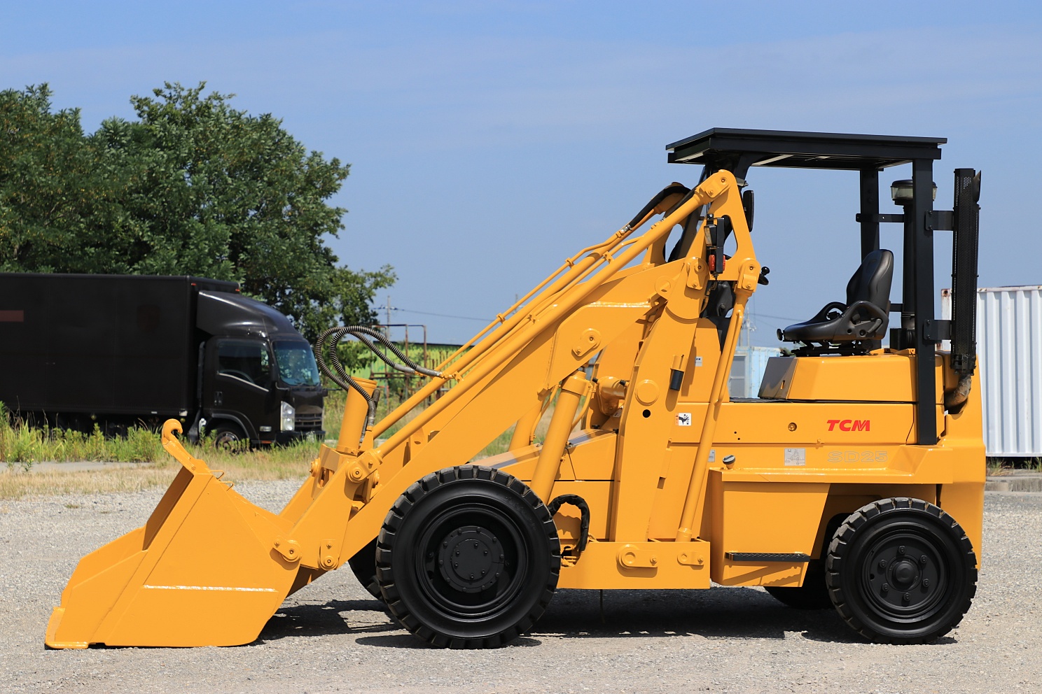 878 TCM SD25-3 | 在庫情報 | フォークリフト中古車販売 | 中古だけど新車なみ | オールプロス